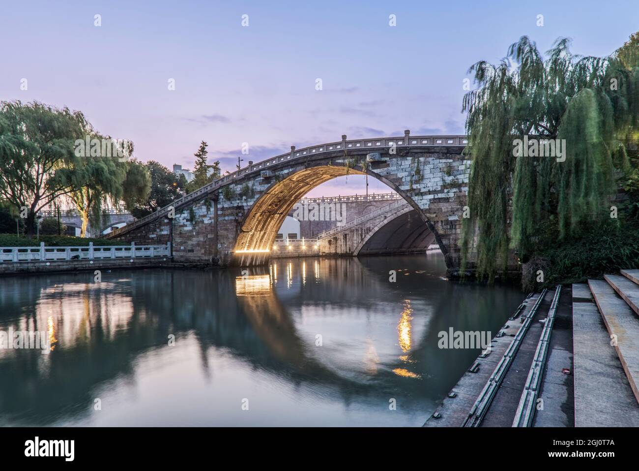 Suzhou jiangsu china river bridge hi-res stock photography and images ...