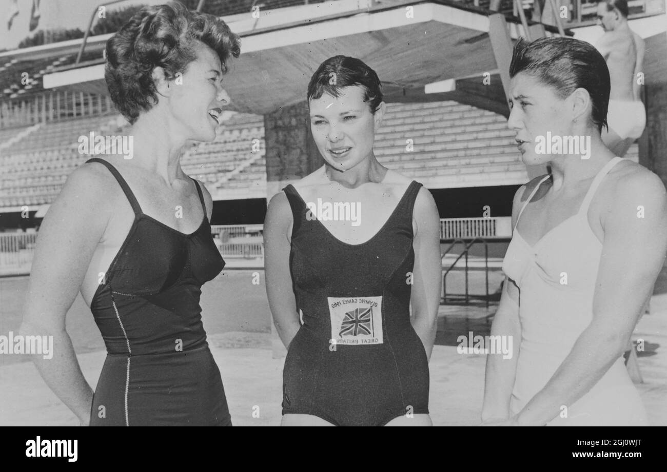 LONG ANN FERRIS E IRWIN J - 15 AUGUST 1960 Stock Photo - Alamy