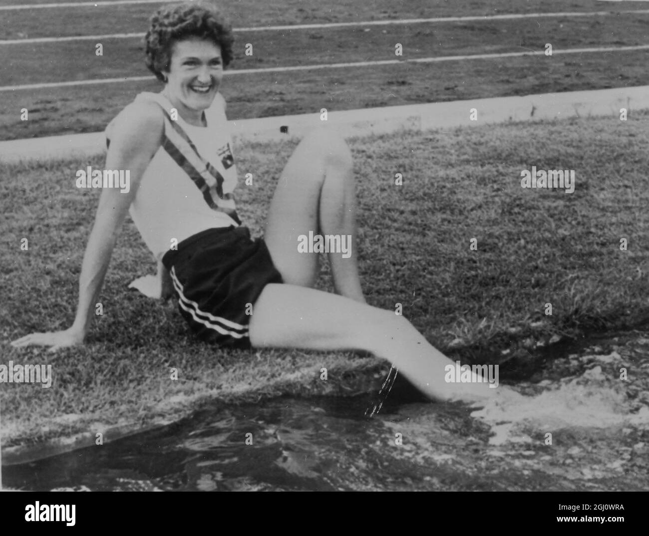 FLEMING N AUSSIE LONG JUMPER - 22 AUGUST 1960 Stock Photo - Alamy
