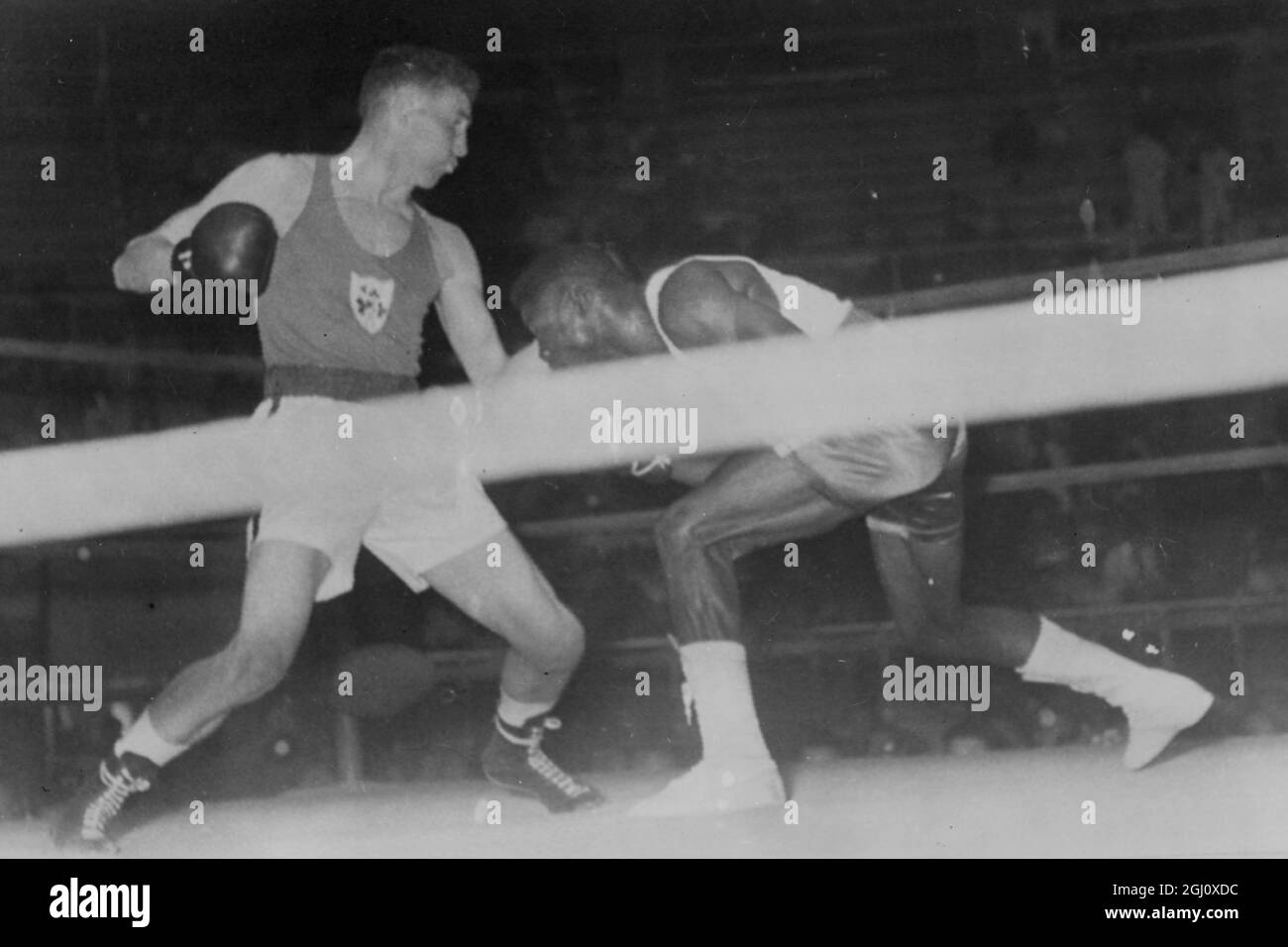 OLYMPIC GAME BOXING REID V SCRESCENZIO 26 AUGUST 1960 Stock Photo - Alamy