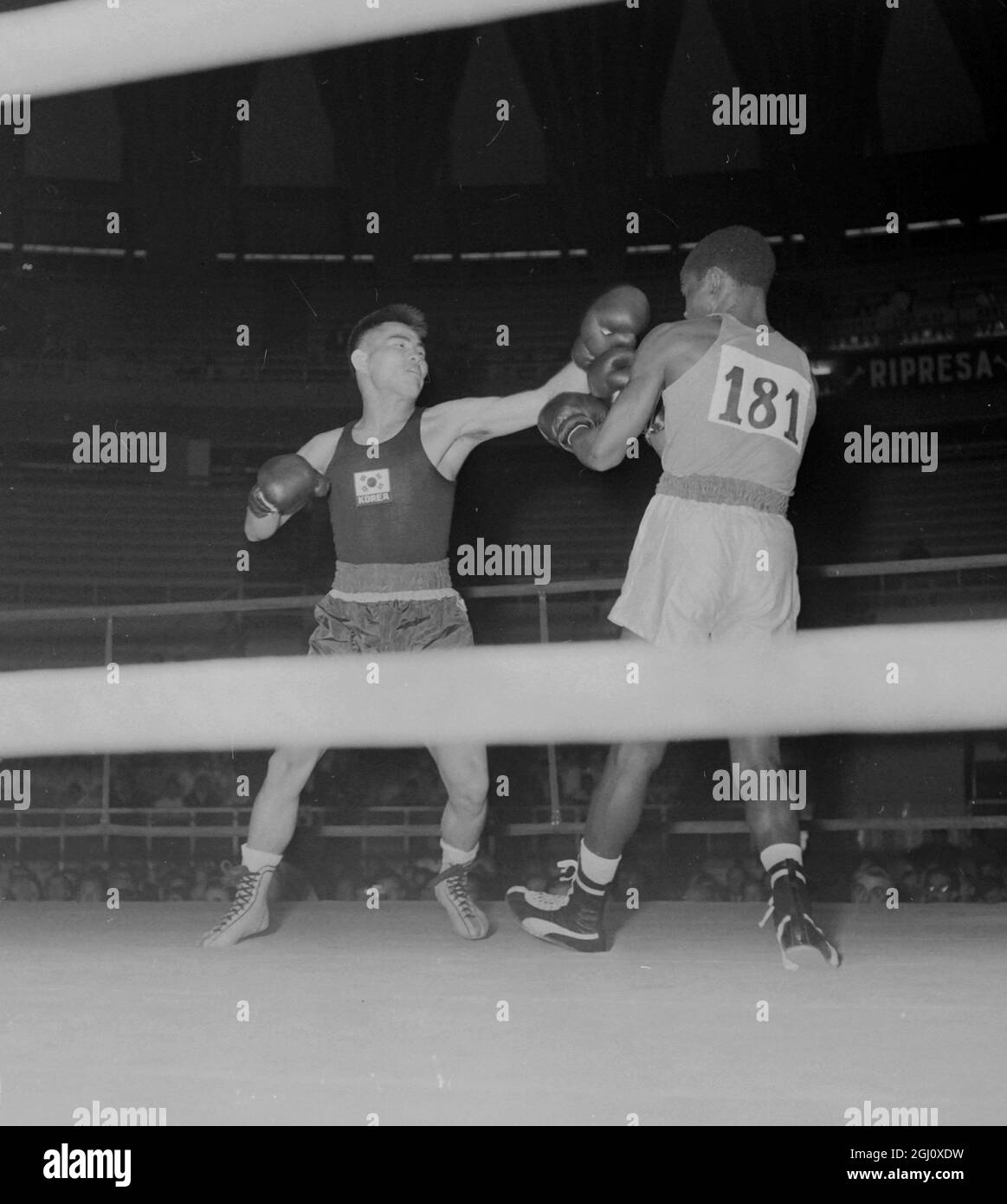 OLYMPIC GAME BOXING FEATHERWEIGHT SONG V OKEZIE 27 AUGUST 1960 Stock ...
