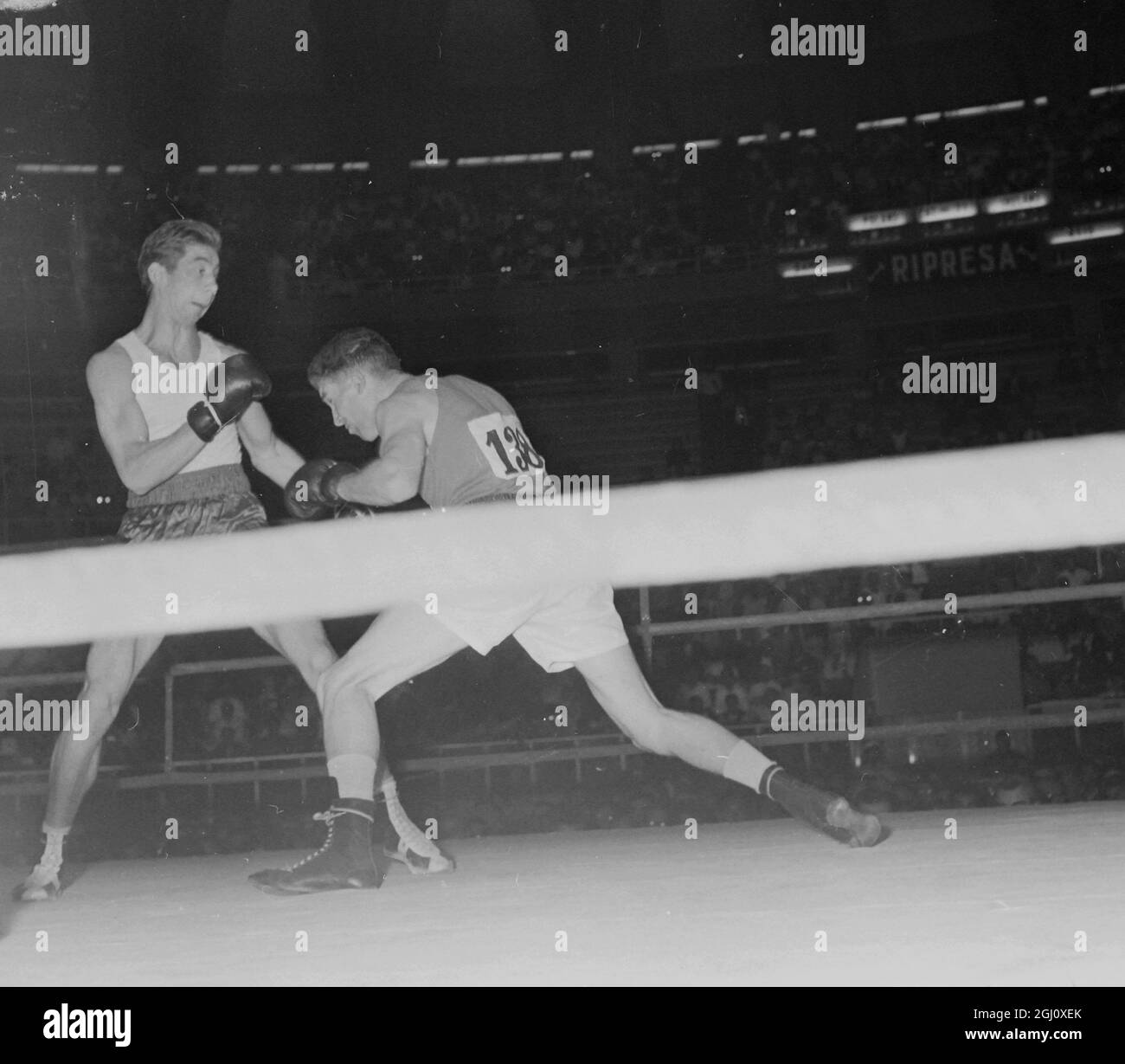 OLYMPIC GAME BOXING LIGHTWEIGHT REID V DAMPC 31 AUGUST 1960 Stock Photo ...