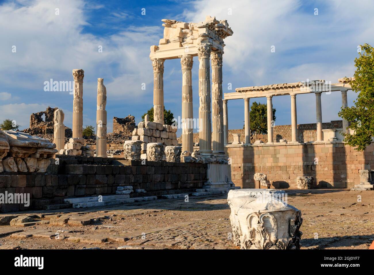 Turkey, Izmir Province, Bergama, Pergamon. Ancient cultural center ...
