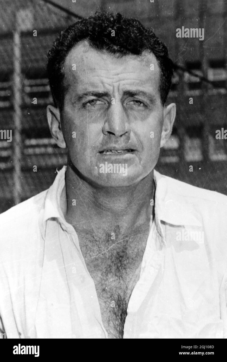 KEN MACKAY - AUSTRALIAN CRICKET PLAYER- 14 FEBRUARY 1961 Stock Photo ...