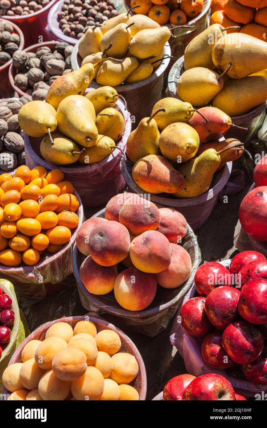 Azerbaijan, Vandam. Fruit market Stock Photo - Alamy