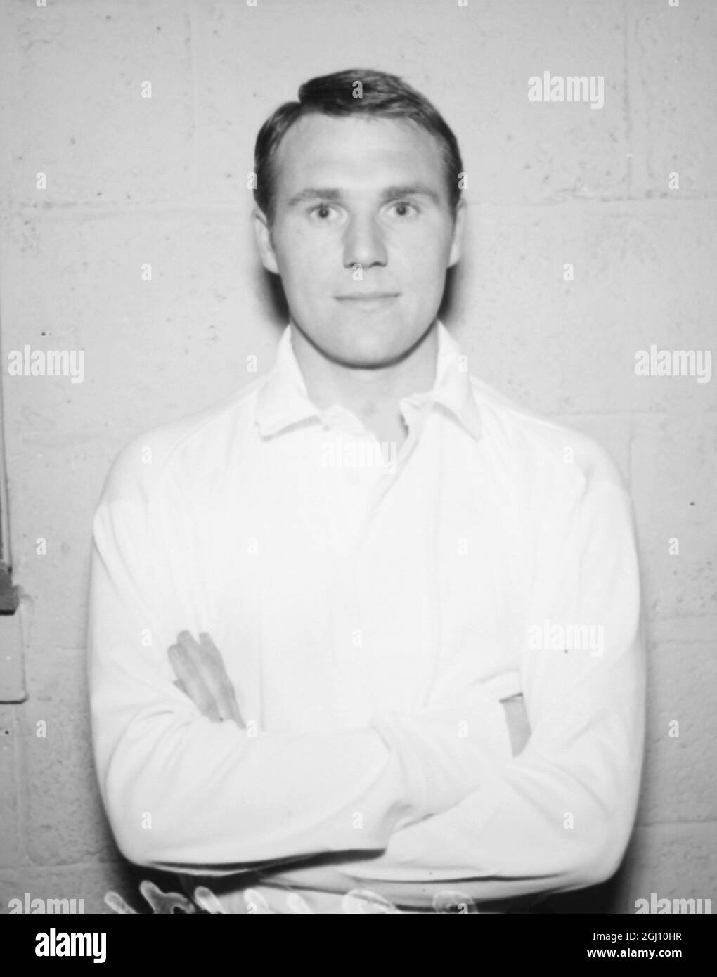 FOOTBALL HUDDERSFIELD TOWN FC PORTRAIT PLAYER - RAY WILSON 24 MARCH ...