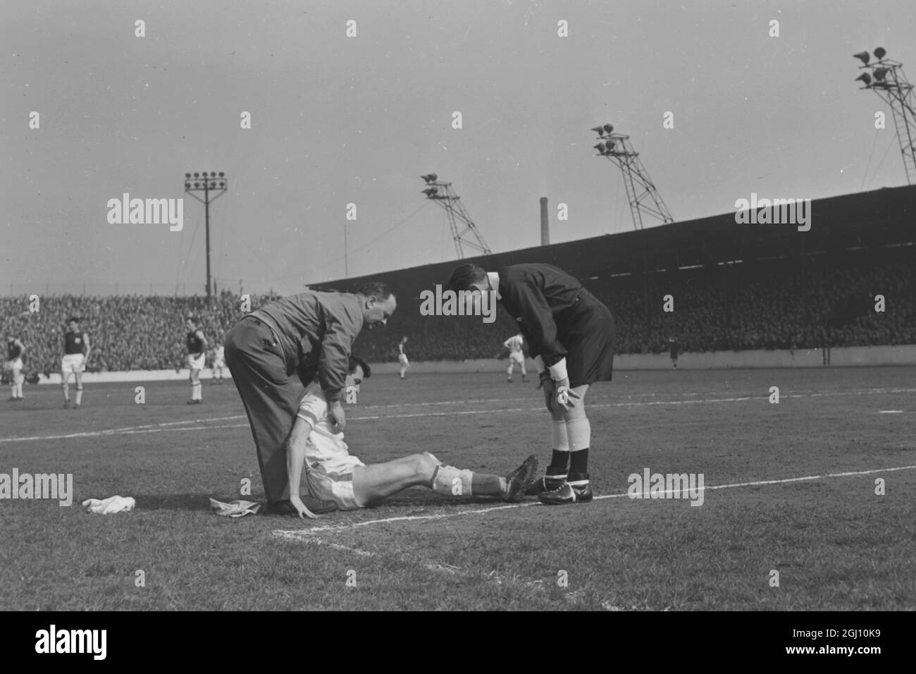 Wembley fa cup hi-res stock photography and images - Alamy