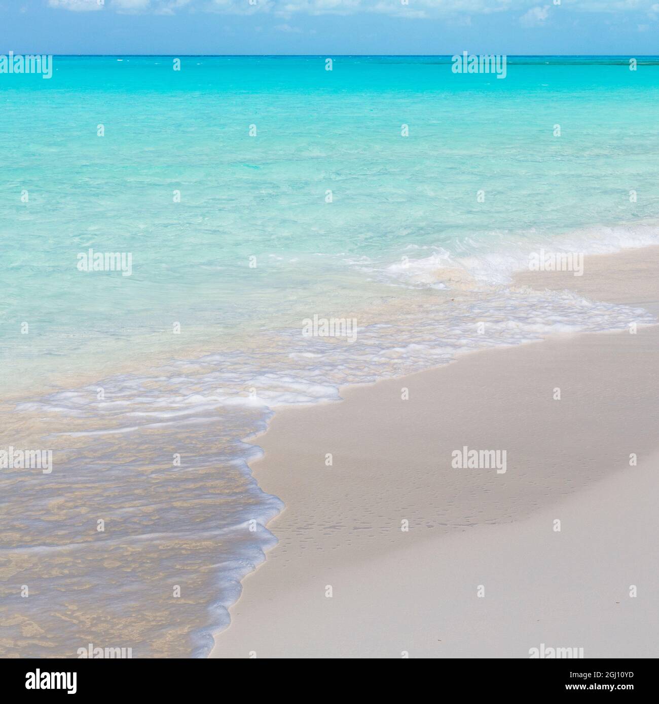 Little exuma island ocean surf beach hi-res stock photography and ...