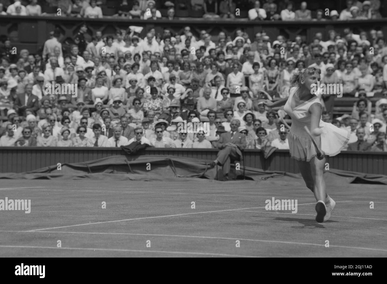 Ann haydon Black and White Stock Photos & Images - Alamy