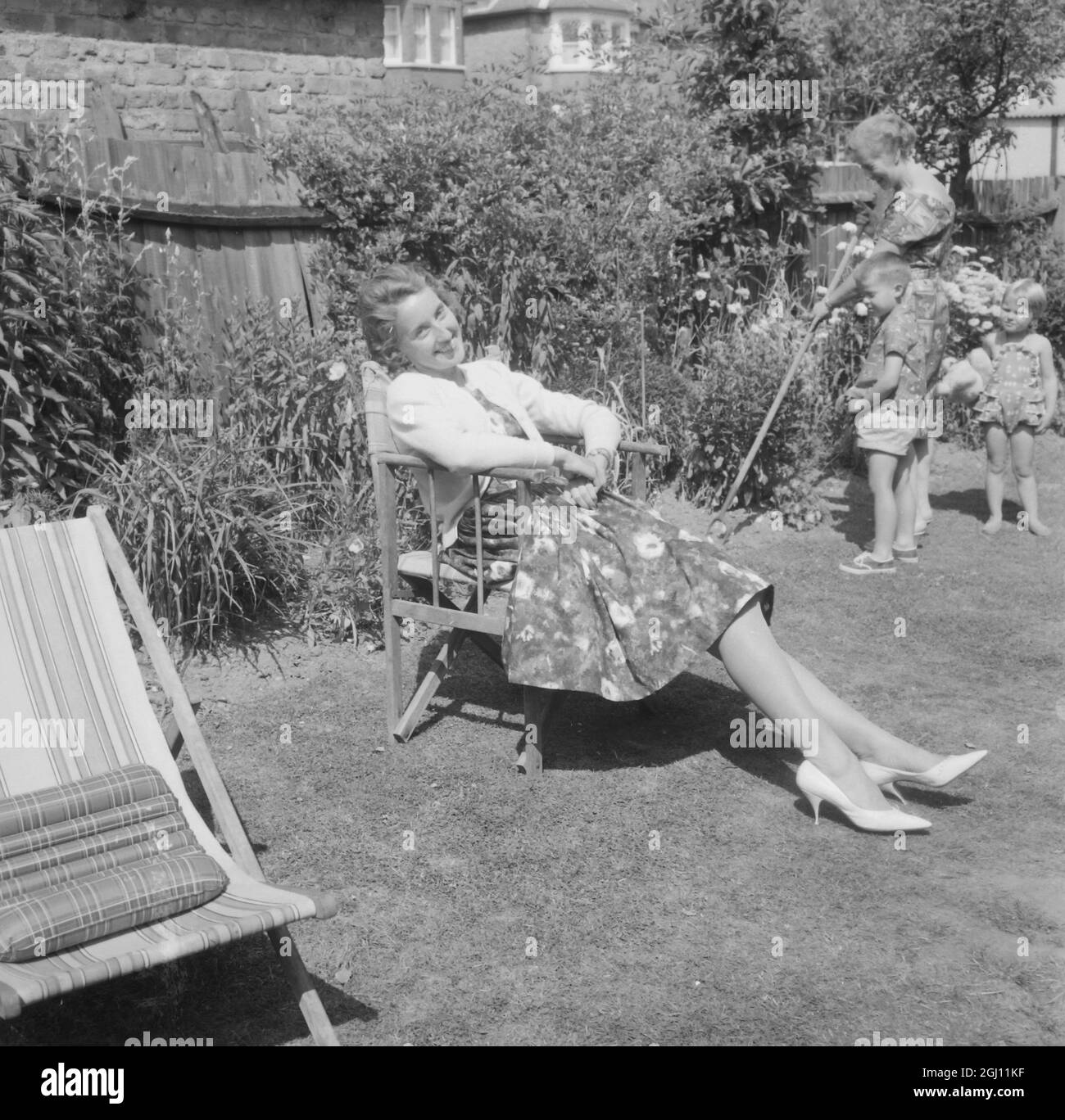 Angela mortimer hi-res stock photography and images - Alamy