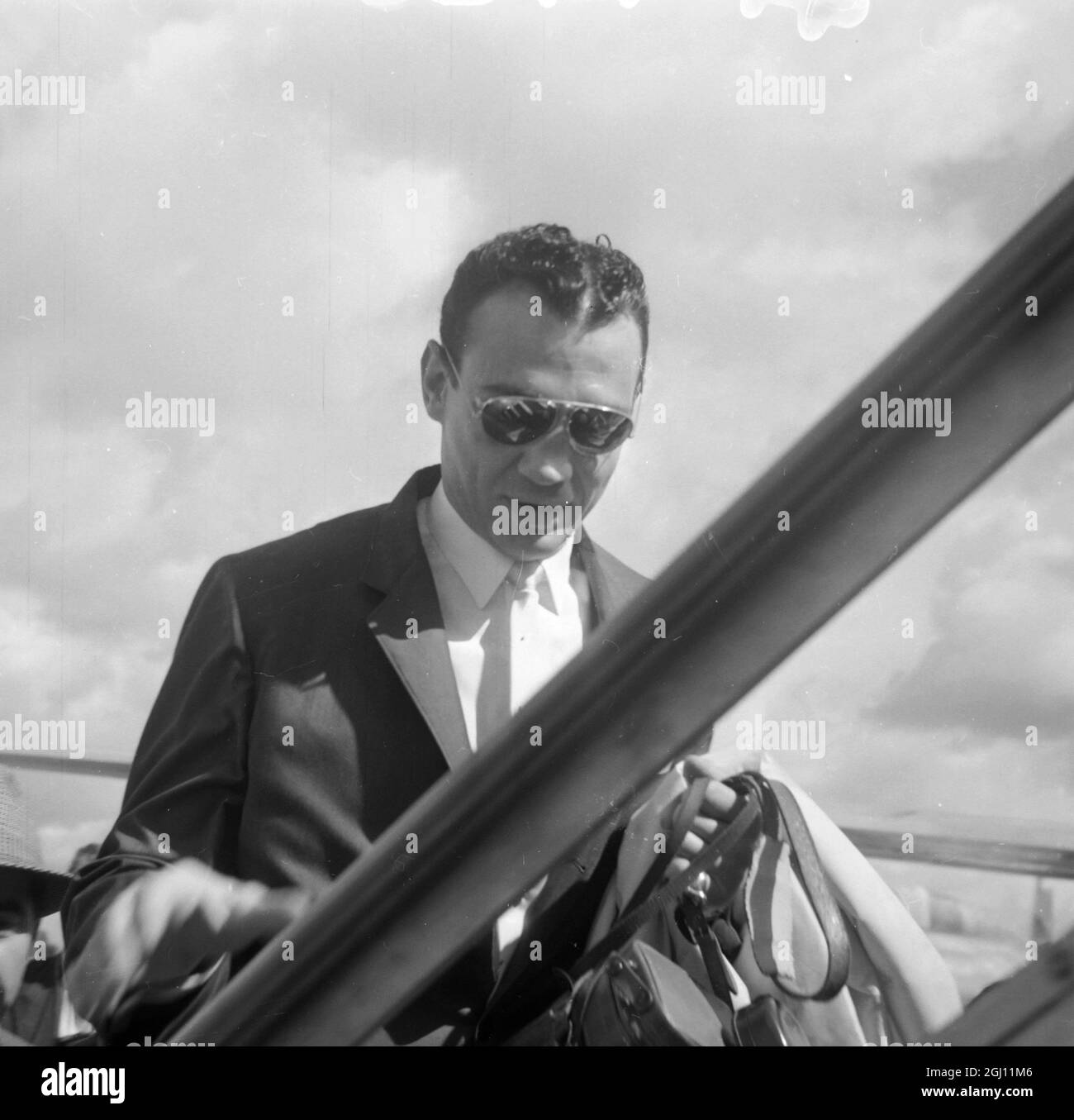 BOXING MIDDLEWEIGHT BOXER PAUL PENDER LEAVES LONDON AIRPORT 14 JULY ...