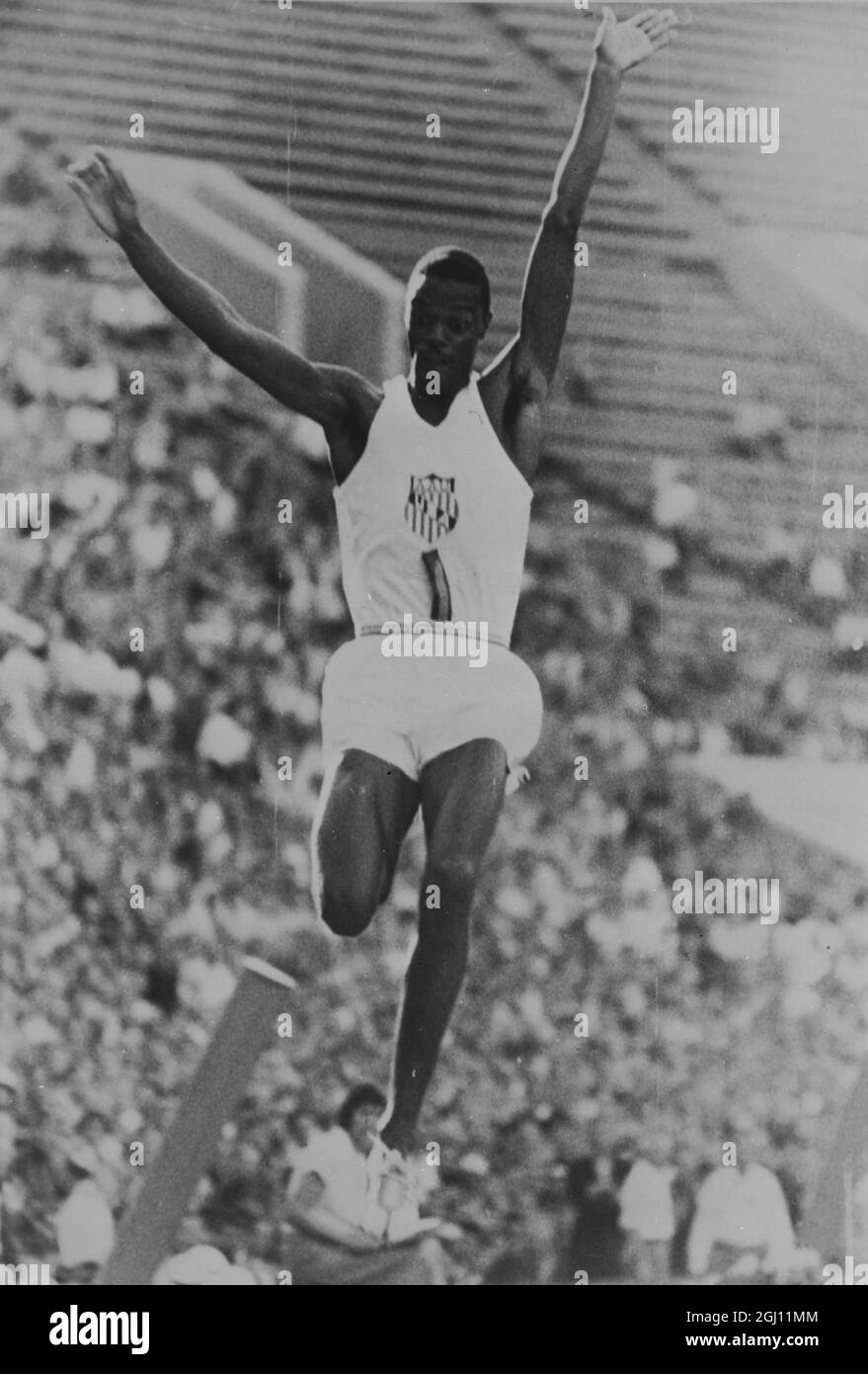 ATHLETICS USSR V USA RALPH BOSTON R LONG JUMP - 17 JULY 1961 Stock ...