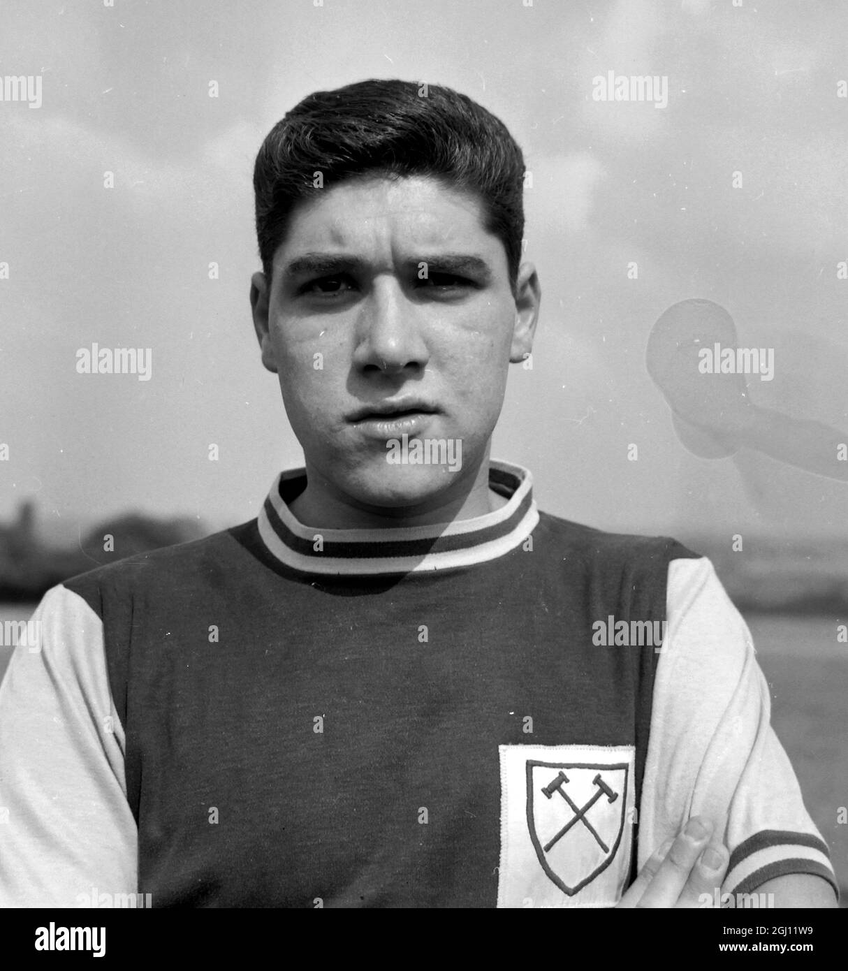 ALAN SEALY - PORTRAIT OF FOOTBALLER, WEST HAM FC FOOTBALL CLUB - 7 ...