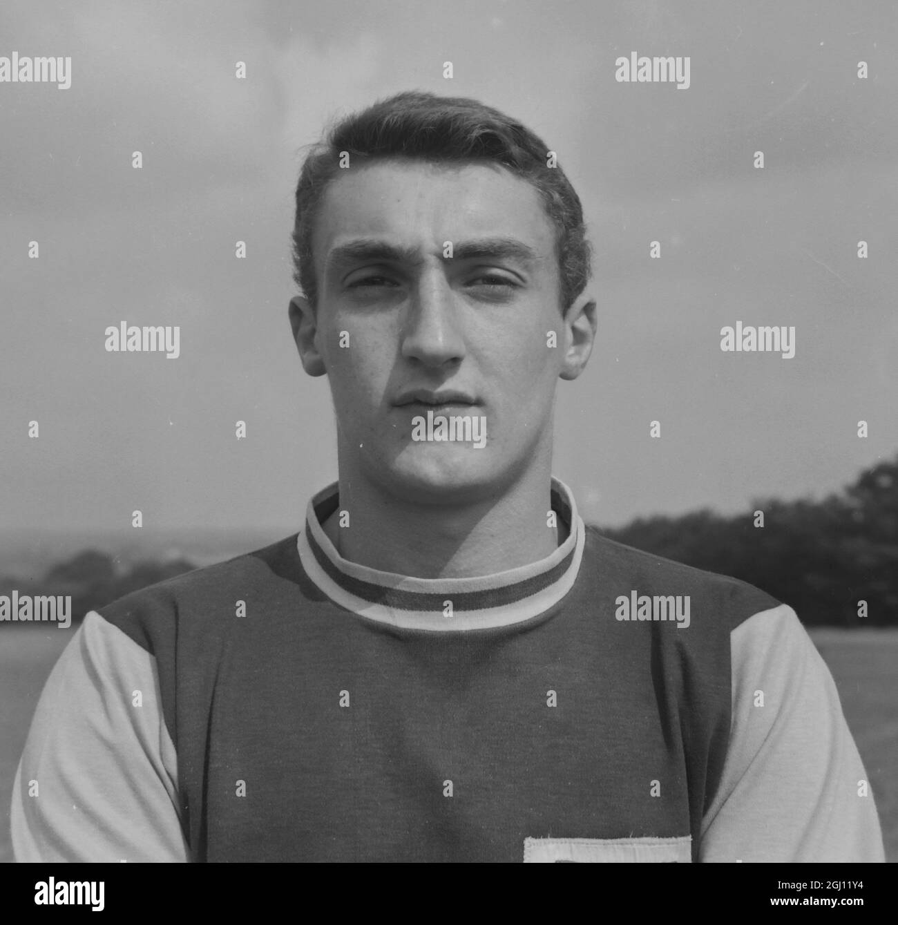 ROGER HUGO - PORTRAIT OF FOOTBALLER, WEST HAM FOOTBALL CLUB FC - 10 ...