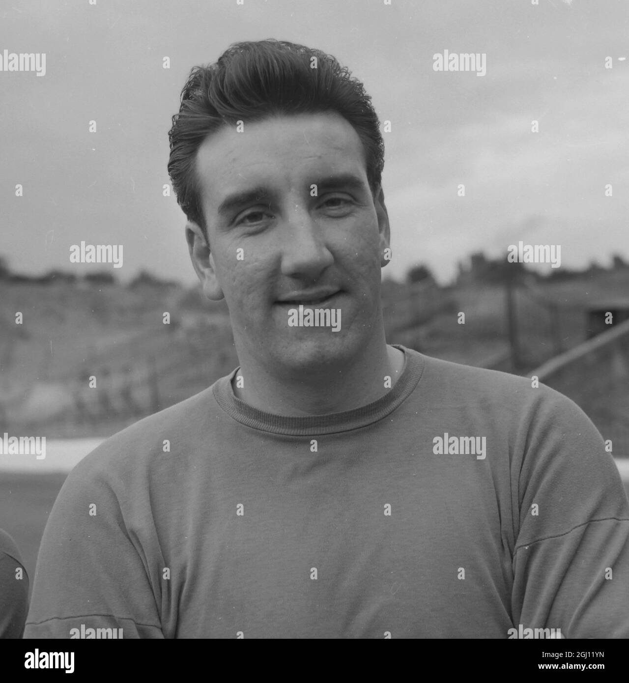 FRANK REED - PORTRAIT OF FOOTBALLER, CHARLTON ATHLETIC FOOTBALL CLUB FC ...