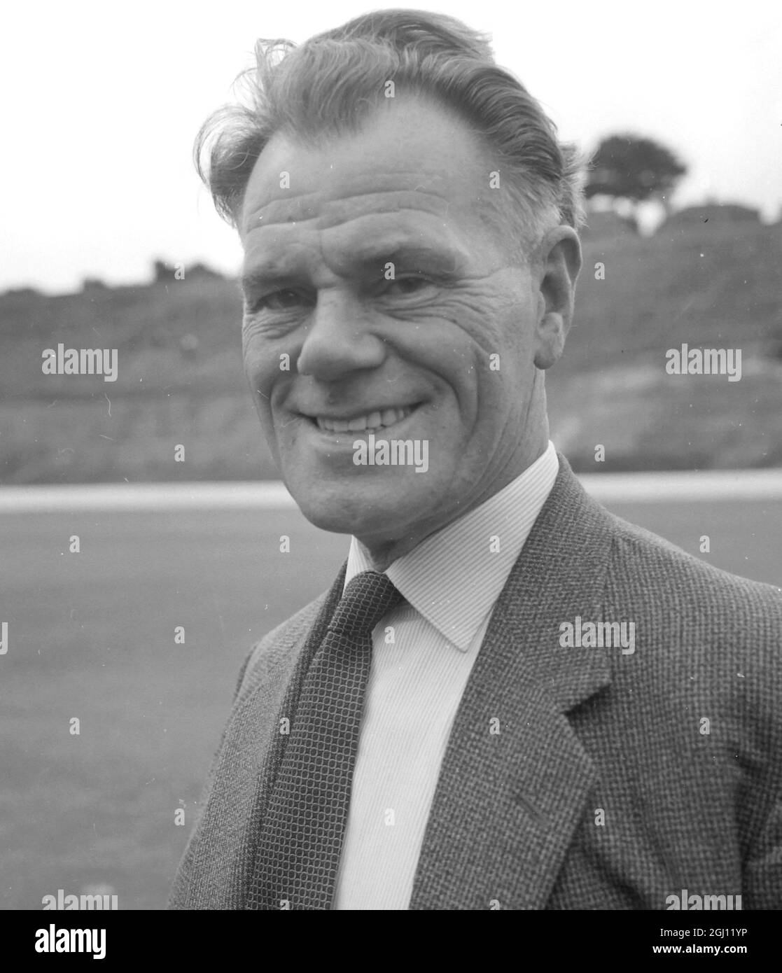 Charlton athletic 1961 hi-res stock photography and images - Alamy