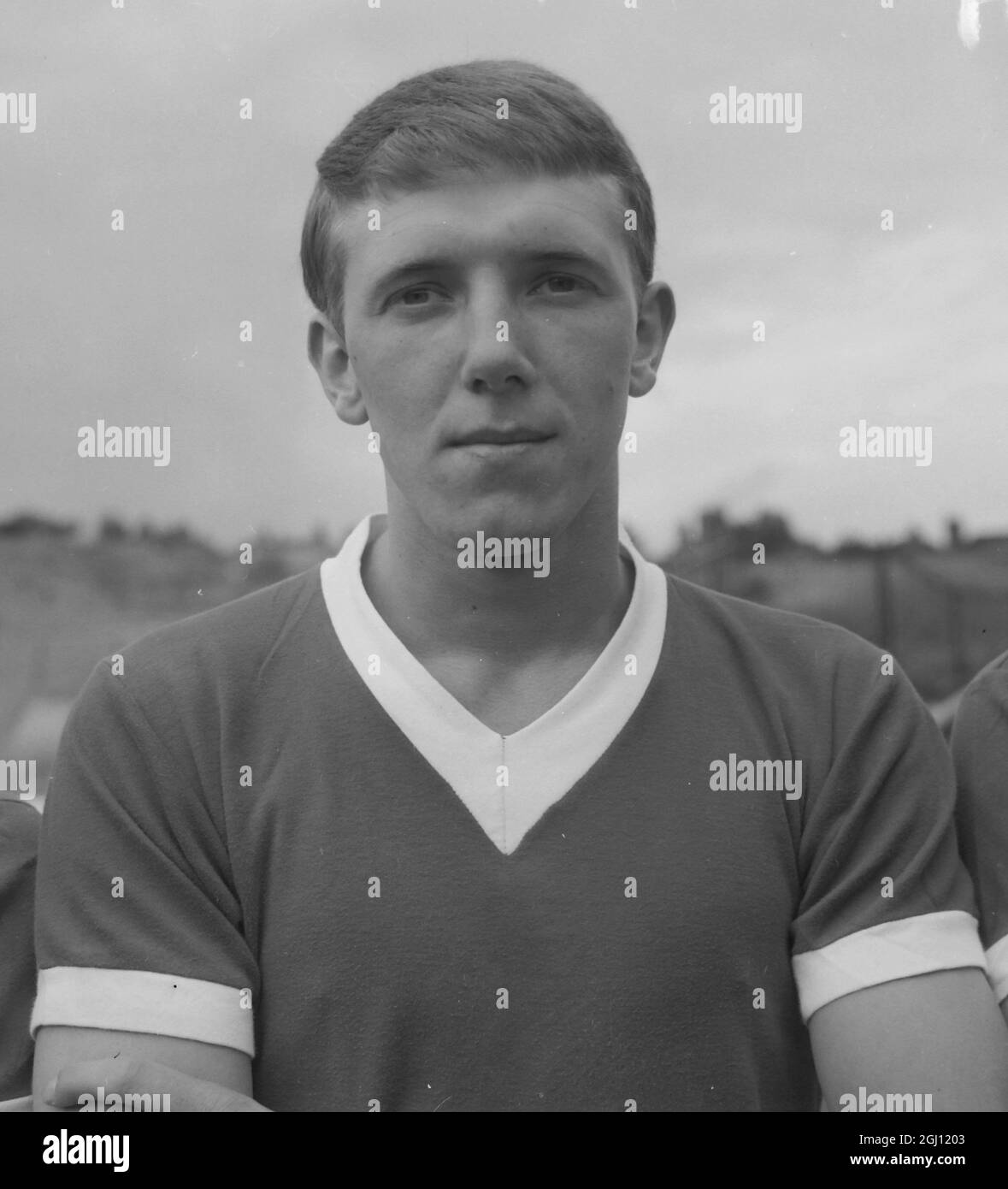 JOHN PLATT - PORTRAIT OF FOOTBALLER, CHARLTON ATHLETIC FOOTBALL CLUB FC ...
