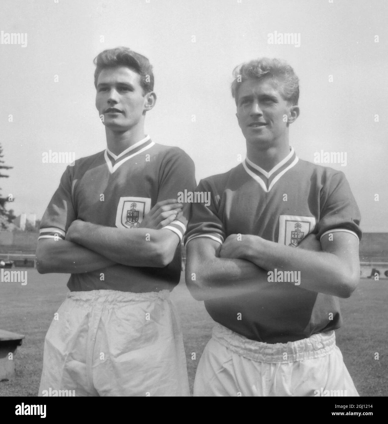CHRIS WELLER - PORTRAIT OF FOOTBALLER, BOURNMOUTH FOOTBALL CLUB FC - 18 ...