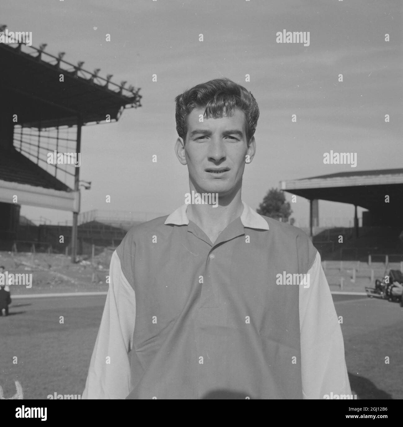 Geoff strong of arsenal hi-res stock photography and images - Alamy