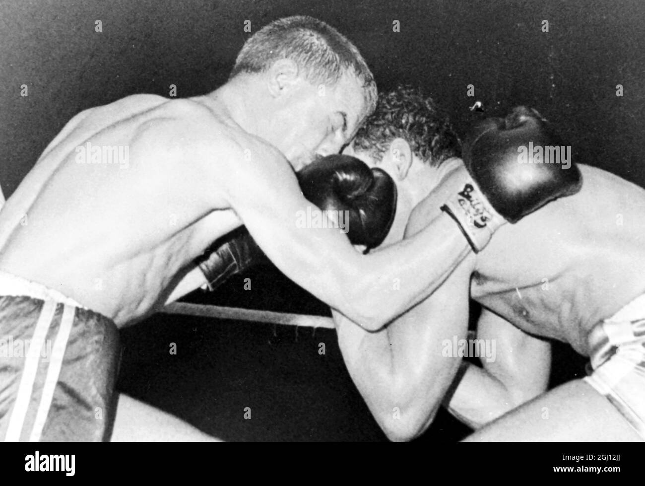 BOXER ALPHONSE HALIMI V JOHNNY CALDWELL - BOXING IN LONDON - 1 NOVEMBER ...