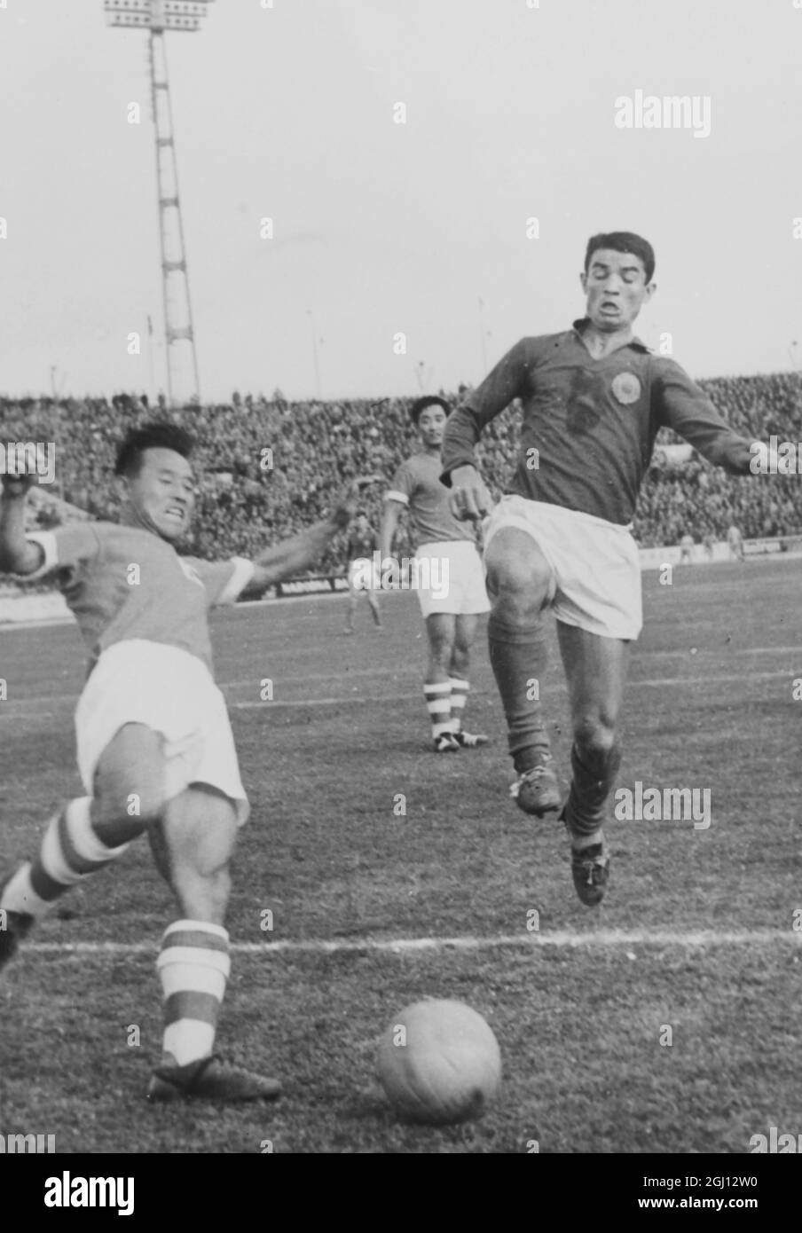 DRAGOSLAV SEKULARAC IN ACTION - INTERNATIONAL FOOTBALLER OF YUGOSLAVIA ...