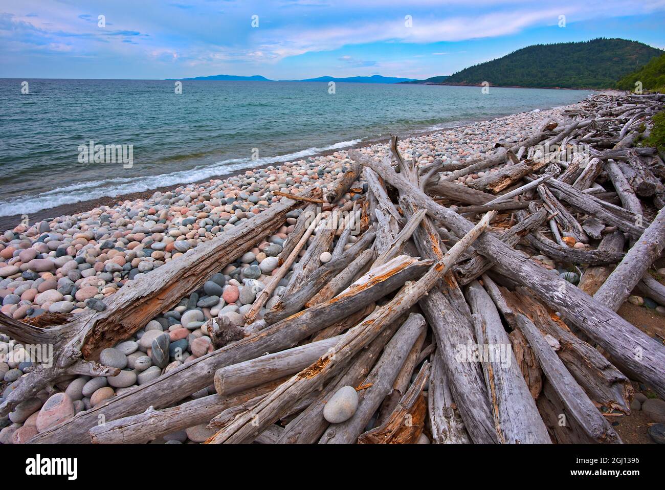 Pebble beach on lake superior hi-res stock photography and images - Alamy