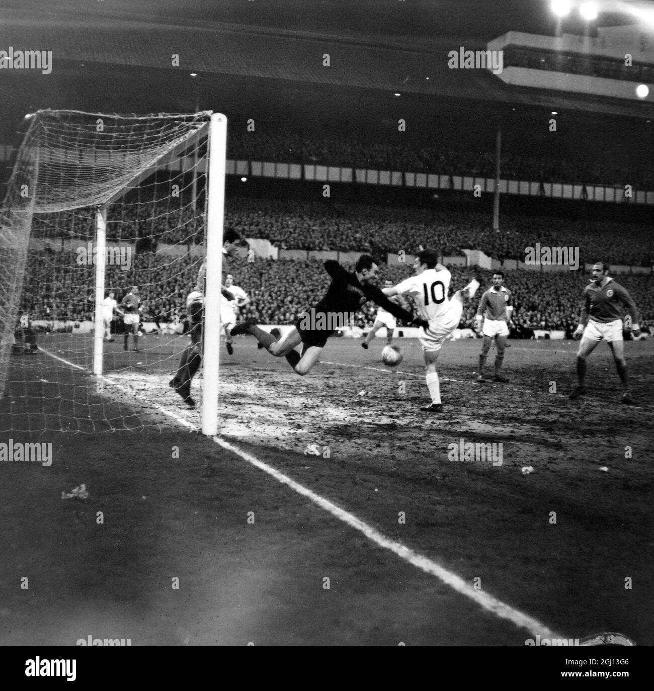 Jimmy Greaves Spurs High Resolution Stock Photography and Images - Alamy
