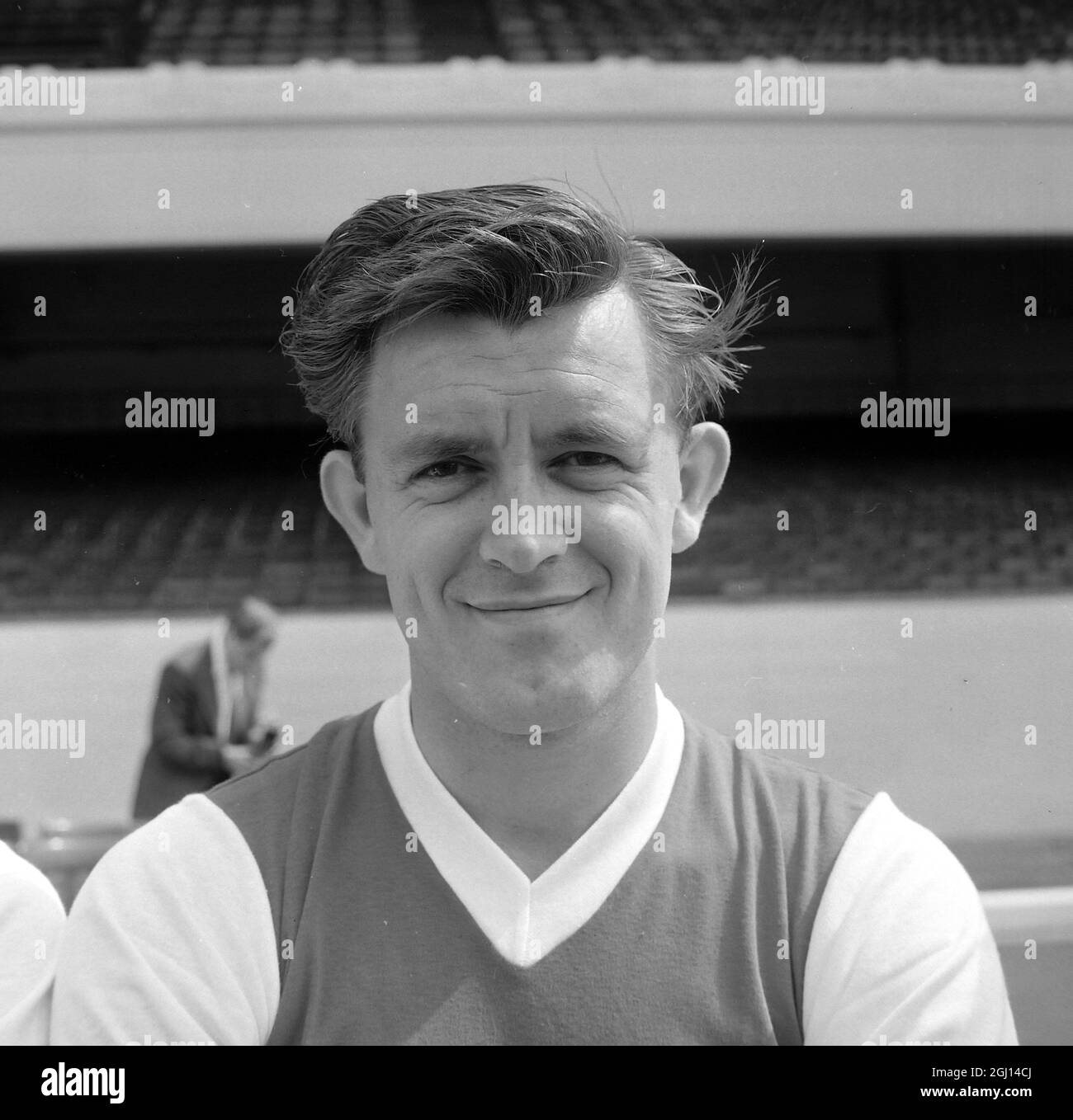 GERRY WARD - PORTRAIT OF FOOTBALLER, PLAYER OF ARSENAL FC FOOTBALL CLUB ...