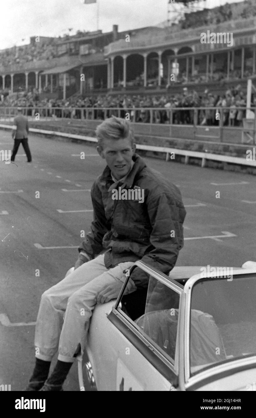 MOTOR RACING DRIVER TONY MAGGS ON RACE TRACK - ; 16 AUGUST 1962 Stock ...