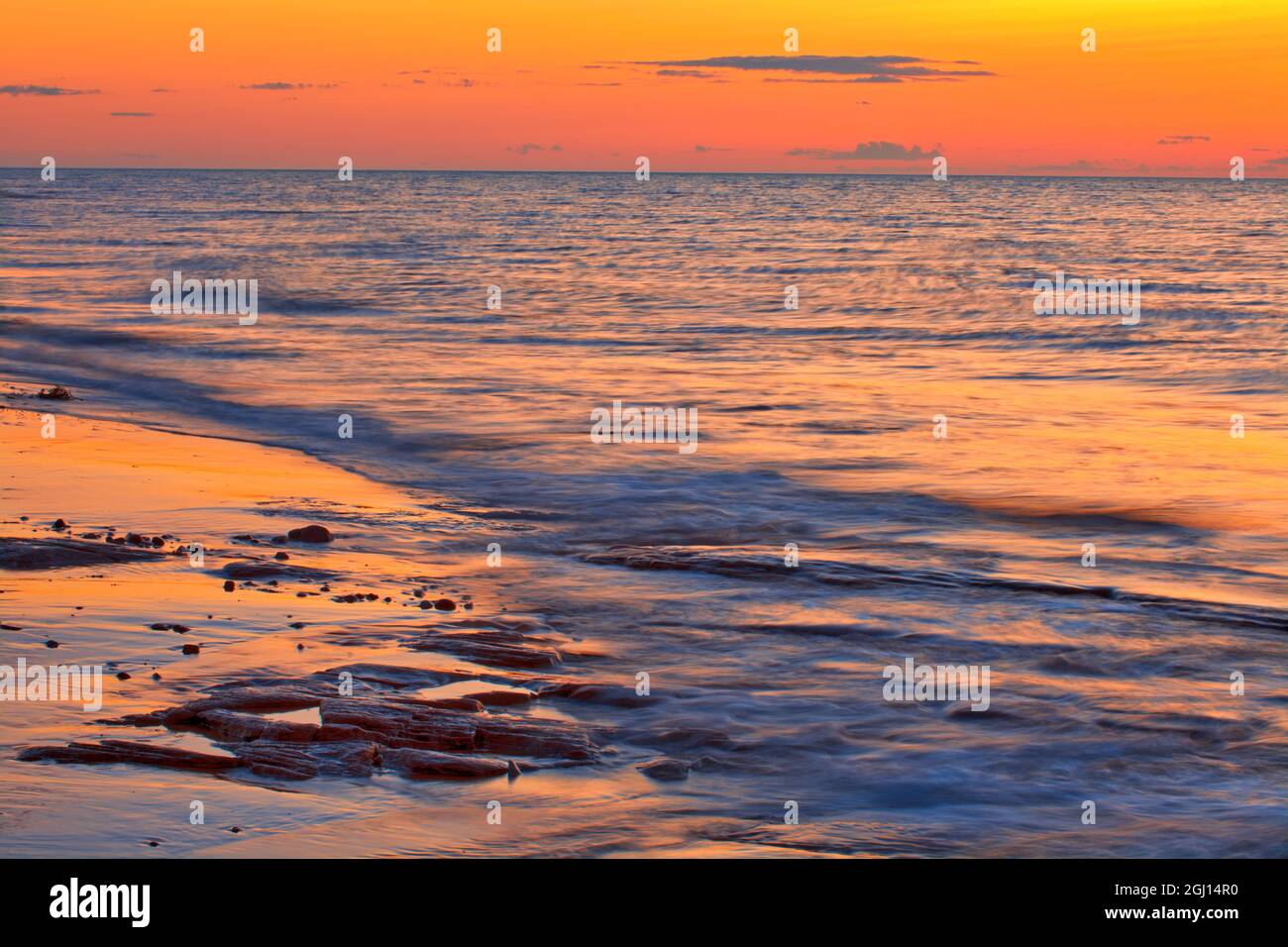 Cable gallery hi-res stock photography and images - Alamy