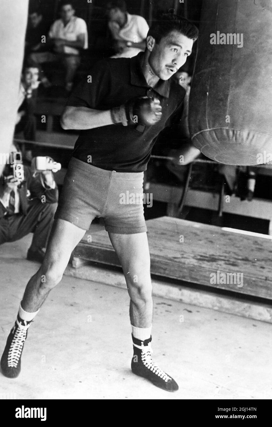 Mexican boxer hi-res stock photography and images - Alamy