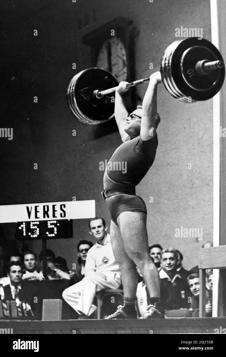 Gyozo hi-res stock photography and images - Alamy