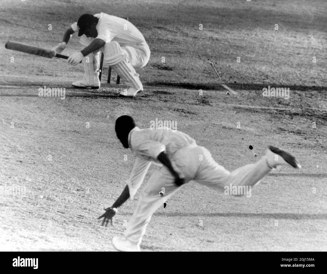 CRICKET IN ACTION HALL WESLEY MCC V AUSTRALIA - ; 28 NOVEMBER 1962 ...