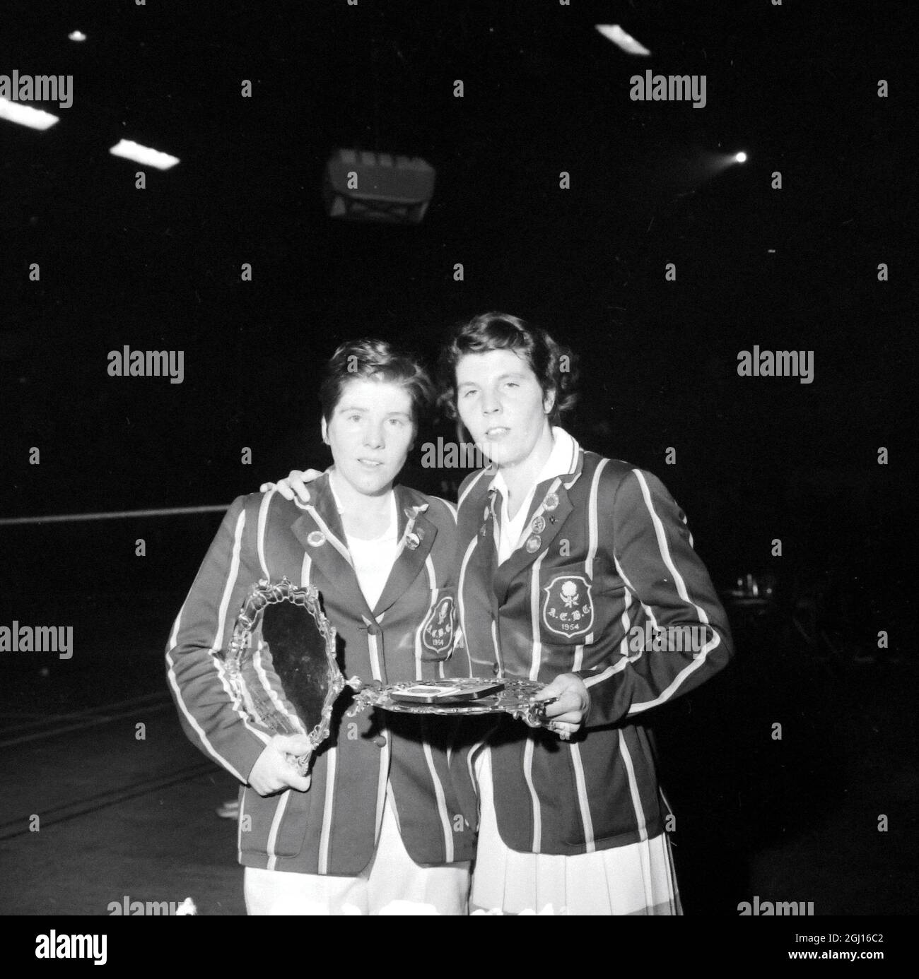JUDY HASHMAN SISTER FRANK PEARD MRS AT BADMINGTON CHAMPIONSHIPS IN ...
