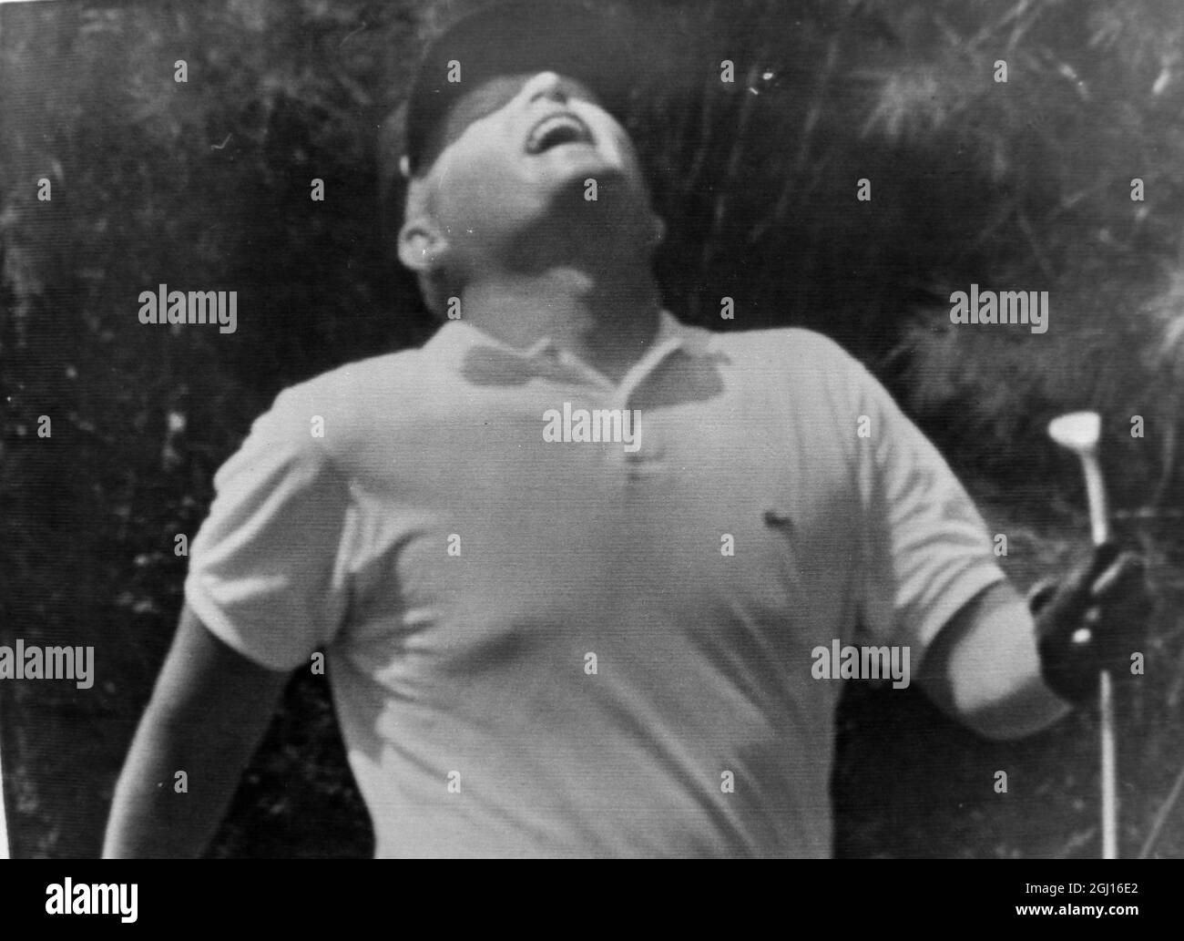 GOLF MASTERS PHIL RODGERS THROWS HEAD IN LAUGHTER IN AUGUSTA ; 5 APRIL ...