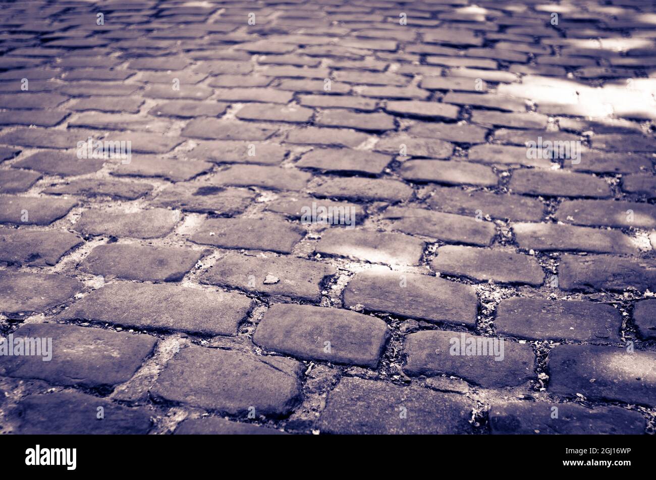 Cobblestone walkway at Père Lachaise Cemetery, Paris, France Stock ...
