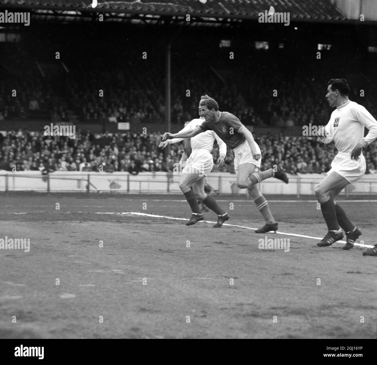 Portsmouth football club Black and White Stock Photos & Images - Alamy