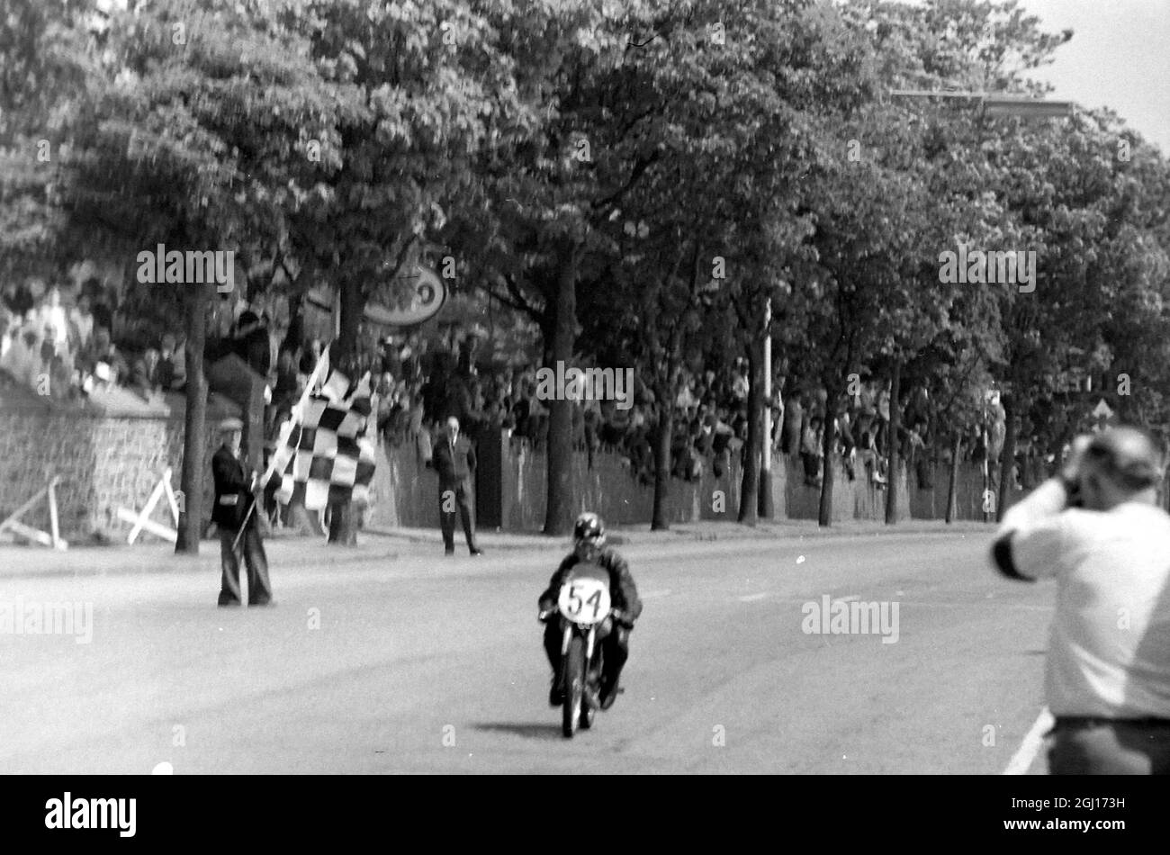 MOTOR RACING BERYL SWAIN AT ISLE OF MAN RACE ; 29 MAY 1963 Stock Photo ...