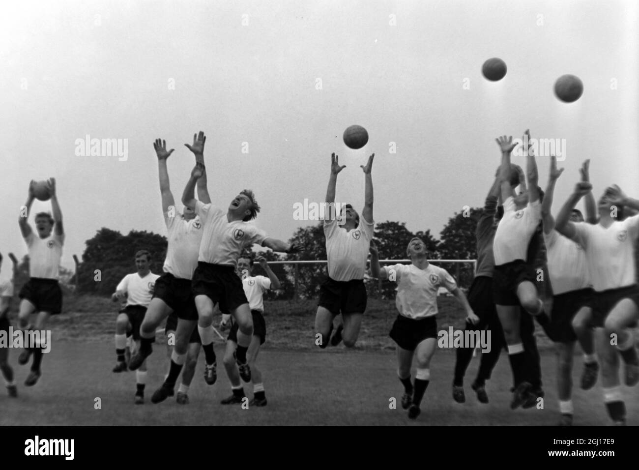 Tottenham hotspur 1963 hi-res stock photography and images - Alamy