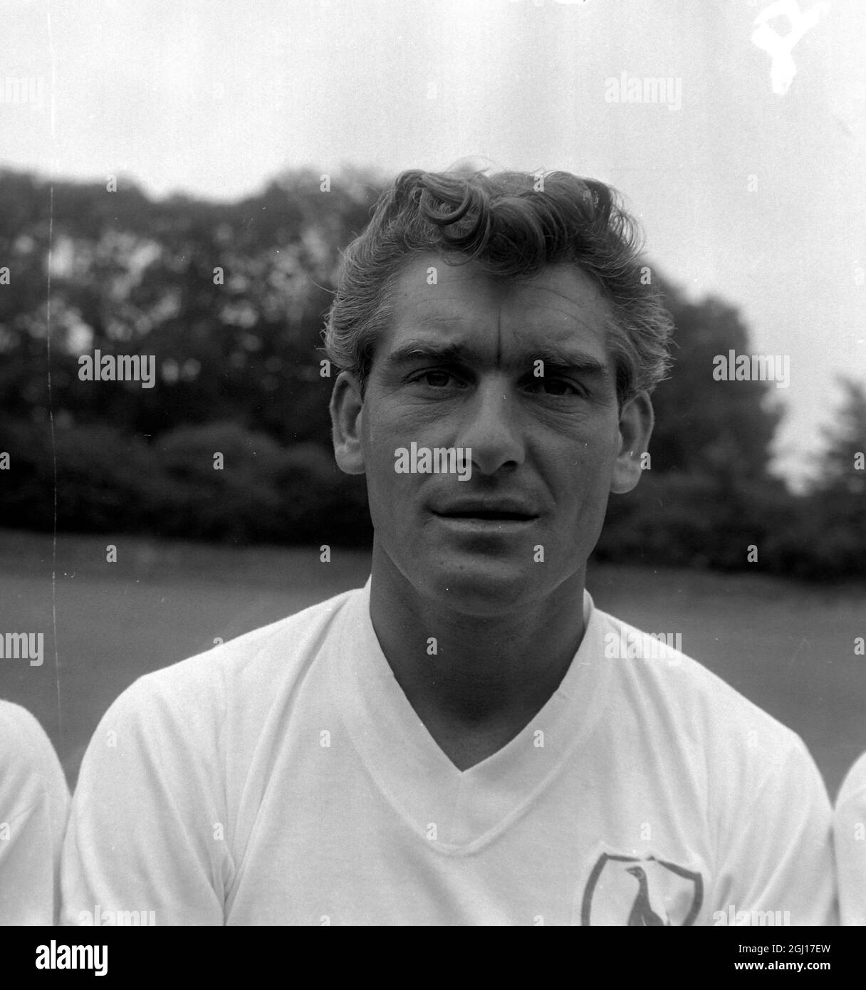 FOOTBALLER R P HENRY OF TOTTENHAM HOTSPUR SPURS FOOTBALL CLUB ...