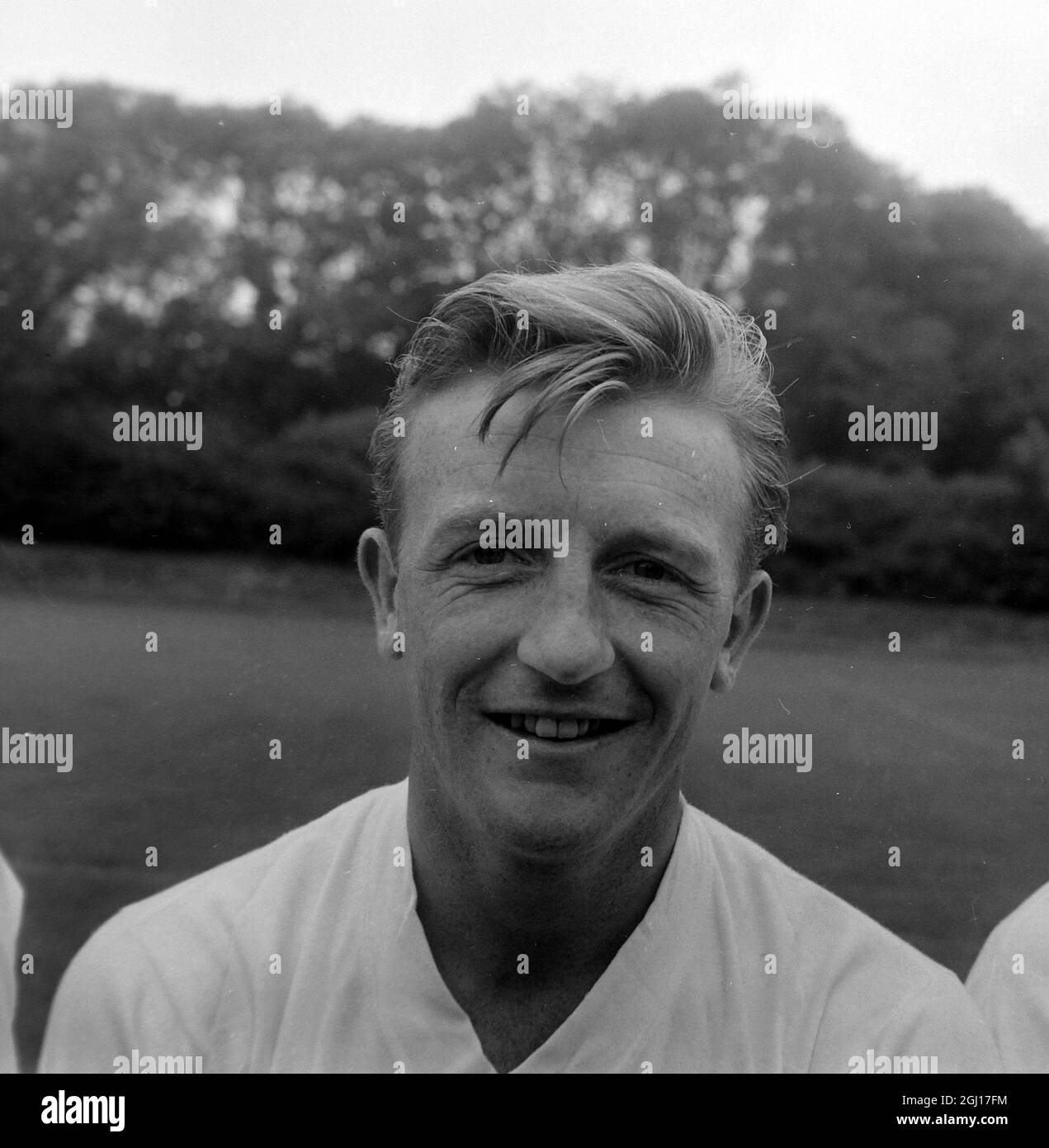 TERRY K DYSON FOOTBALLER OF TOTTENHAM HOTSPUR SPURS FOOTBALL CLUB ...