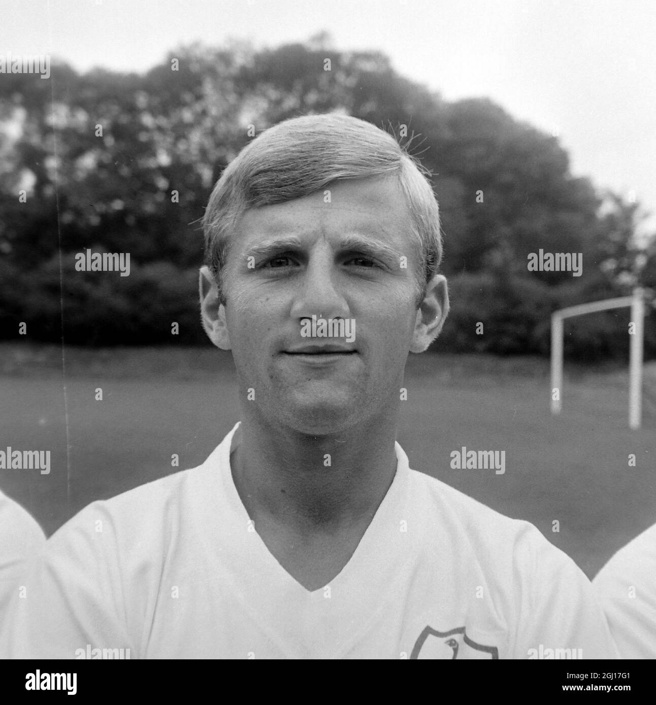 ROGER A SMITH FOOTBALLER OF TOTTENHAM HOTSPUR SPURS FOOTBALL CLUB ...
