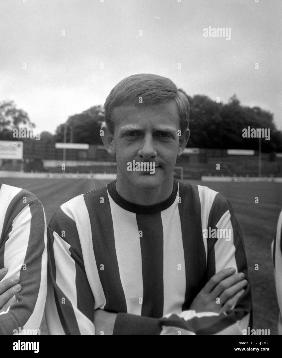 DAVID CHADWICK - FOOTBALLER OF SOUTHAMPTON FOOTBALL CLUB FC PORTRAIT ...