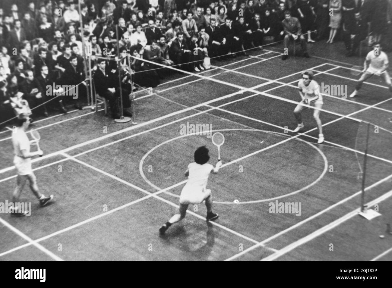 BADMINTON CHAMPIONSHIPS IN MOSCOW ACTION SHOT ; 23 SEPTEMBER 1963 Stock ...