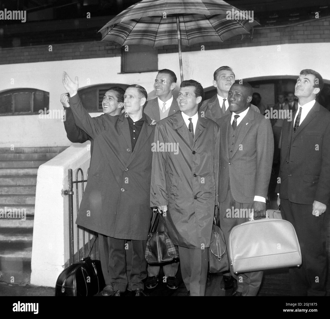 FOOTBALL REST OF THE WORLD V ENGLAND - FOREIGN FOOTBALLERS ARRIVE IN ...