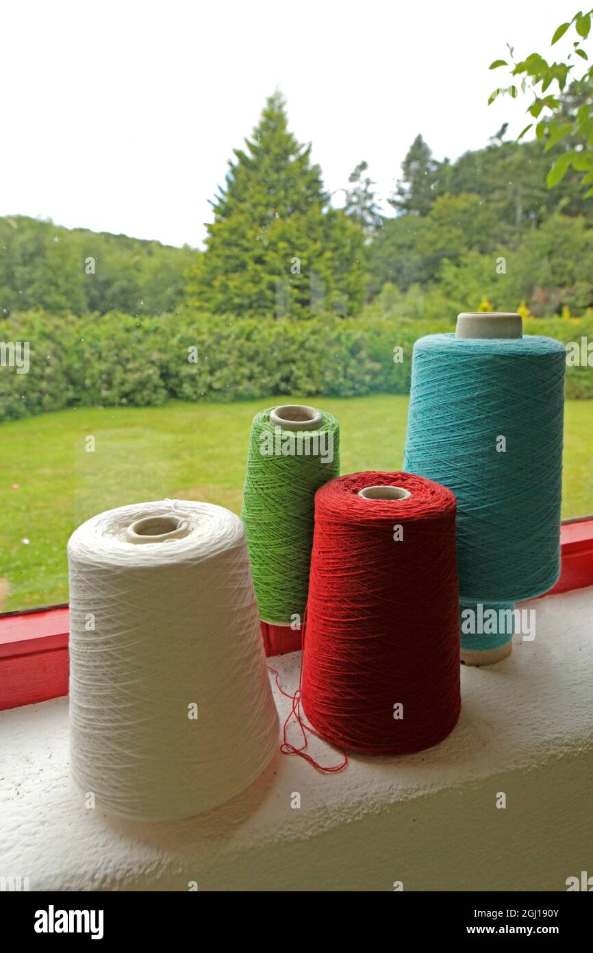 Irish weavers hi-res stock photography and images - Alamy