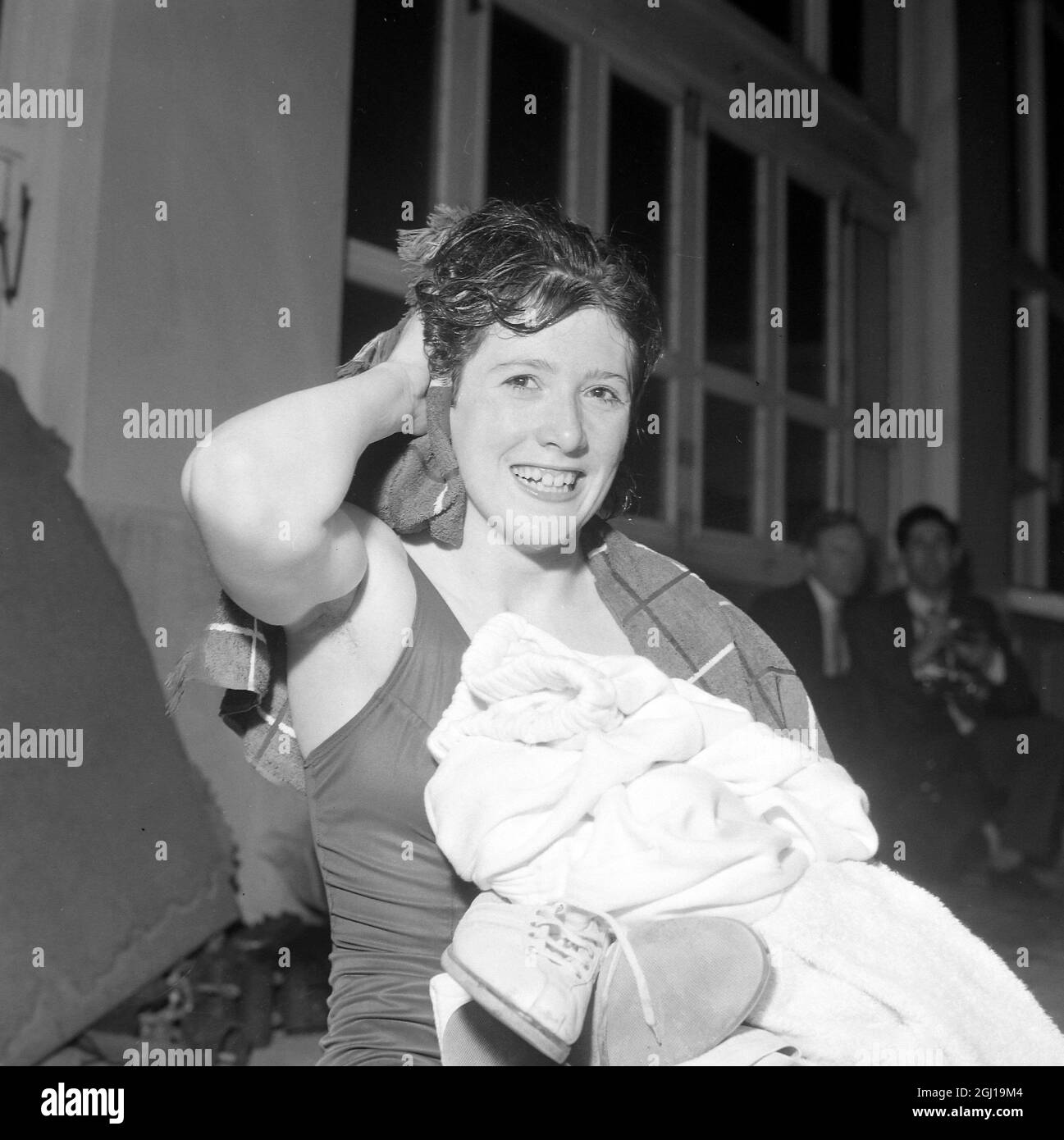 BRITISH SWIMMER ELIZABETH LONG DRIES AFTER RACE IN BLACKPOOL - ; 11 ...