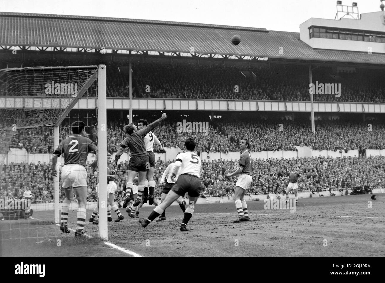 FOOTBALLER HARTLE IN ACTION BOLTON WANDERERS FOOTBALL CLUB WITH SMITH R ...