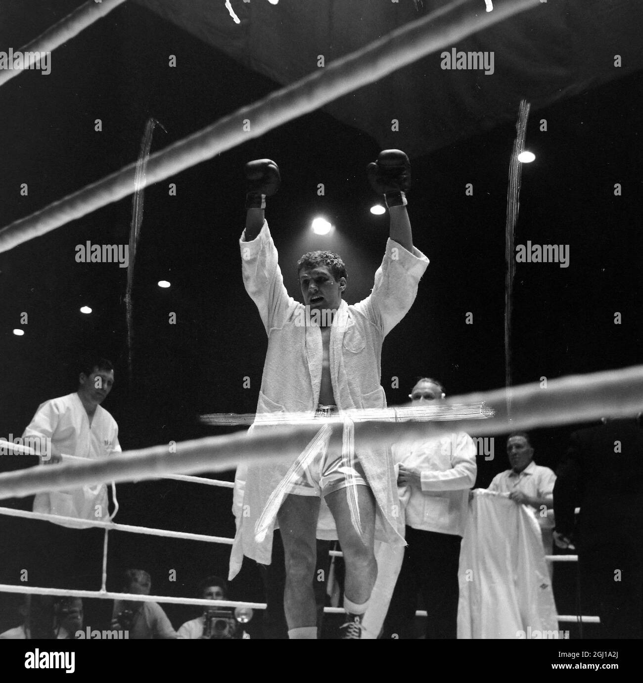 Boxing billy walker hi-res stock photography and images - Alamy