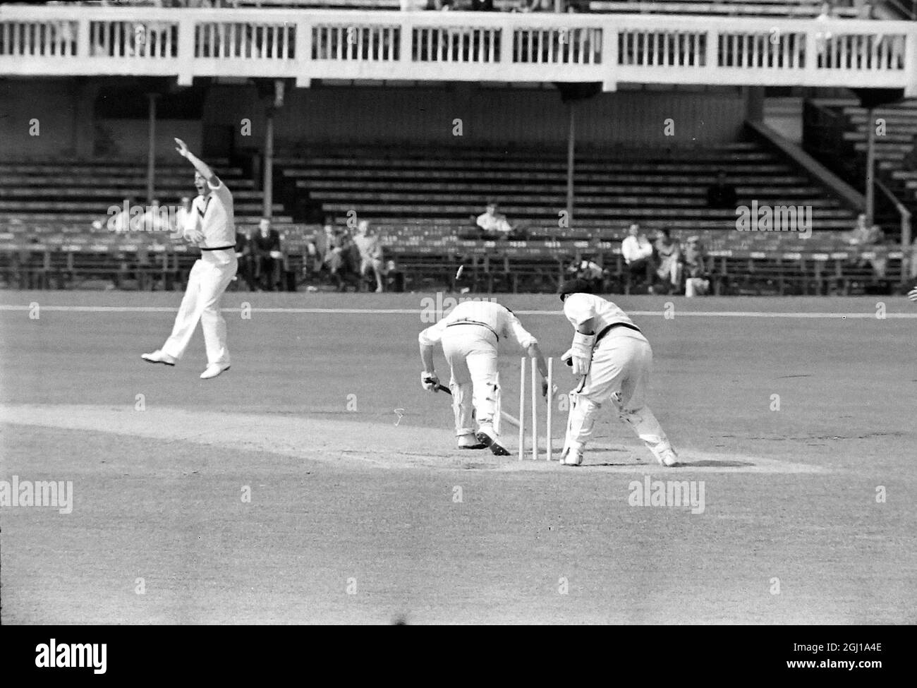 Barry jarman cricket hi-res stock photography and images - Alamy